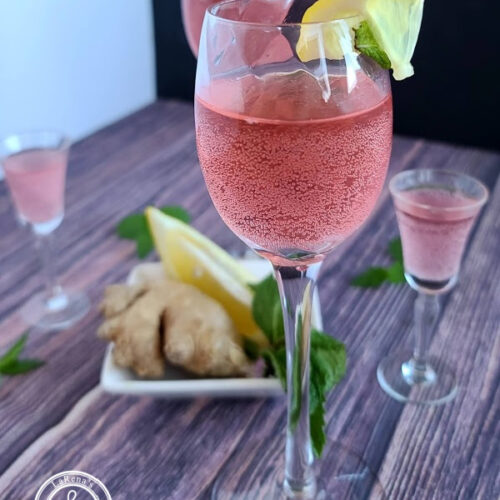 Raspberry Ginger infused Water Recipe with lemon and mint. Full of flavor.
